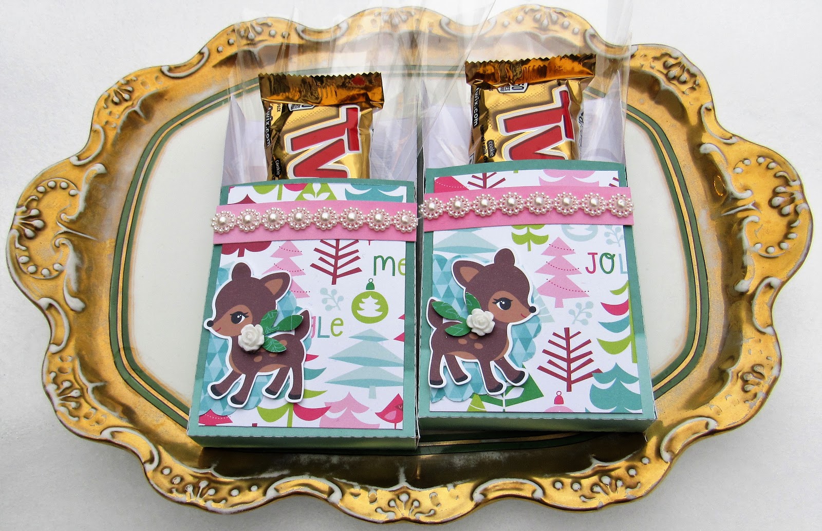 Mitralee: Candy Bar Pocket Box Holders for THE CUTTING CAFE