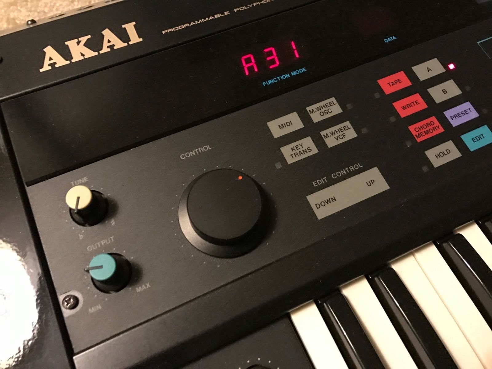 MATRIXSYNTH: Akai AX80 Analog Synthesizer Keyboard
