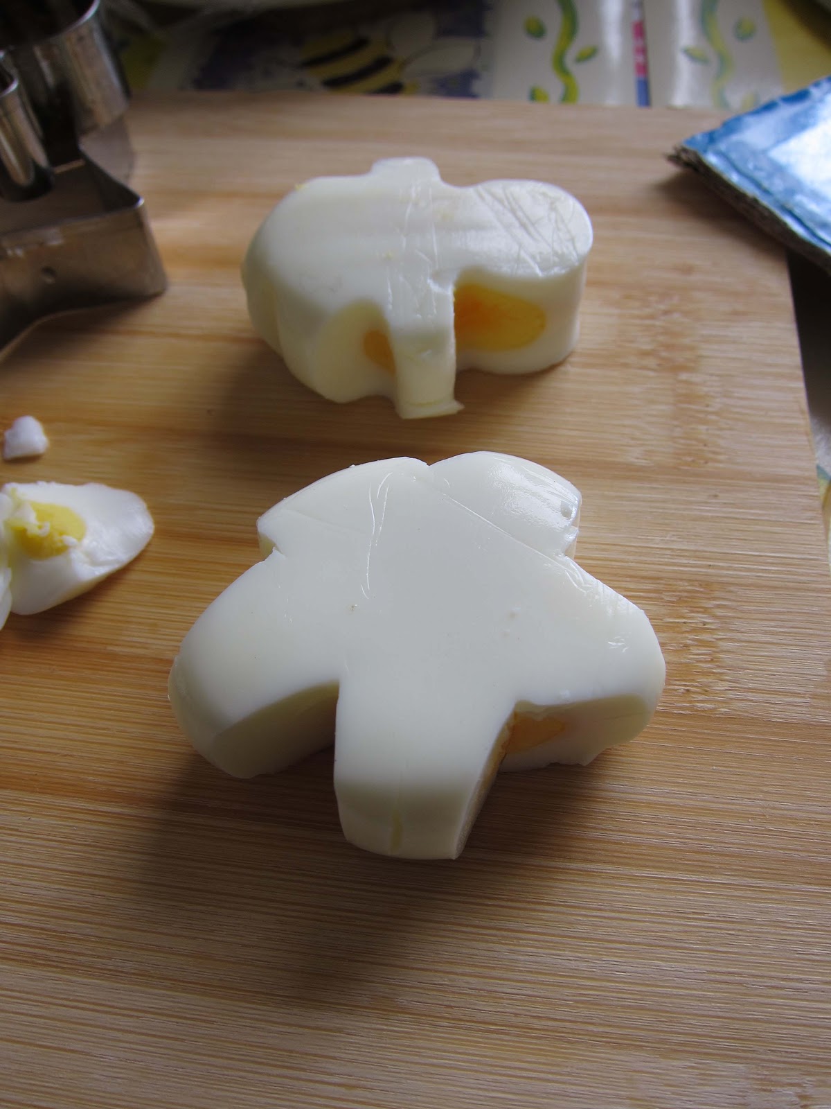 Shine Kids Crafts: Kids Party Food - strange shape boiled egg