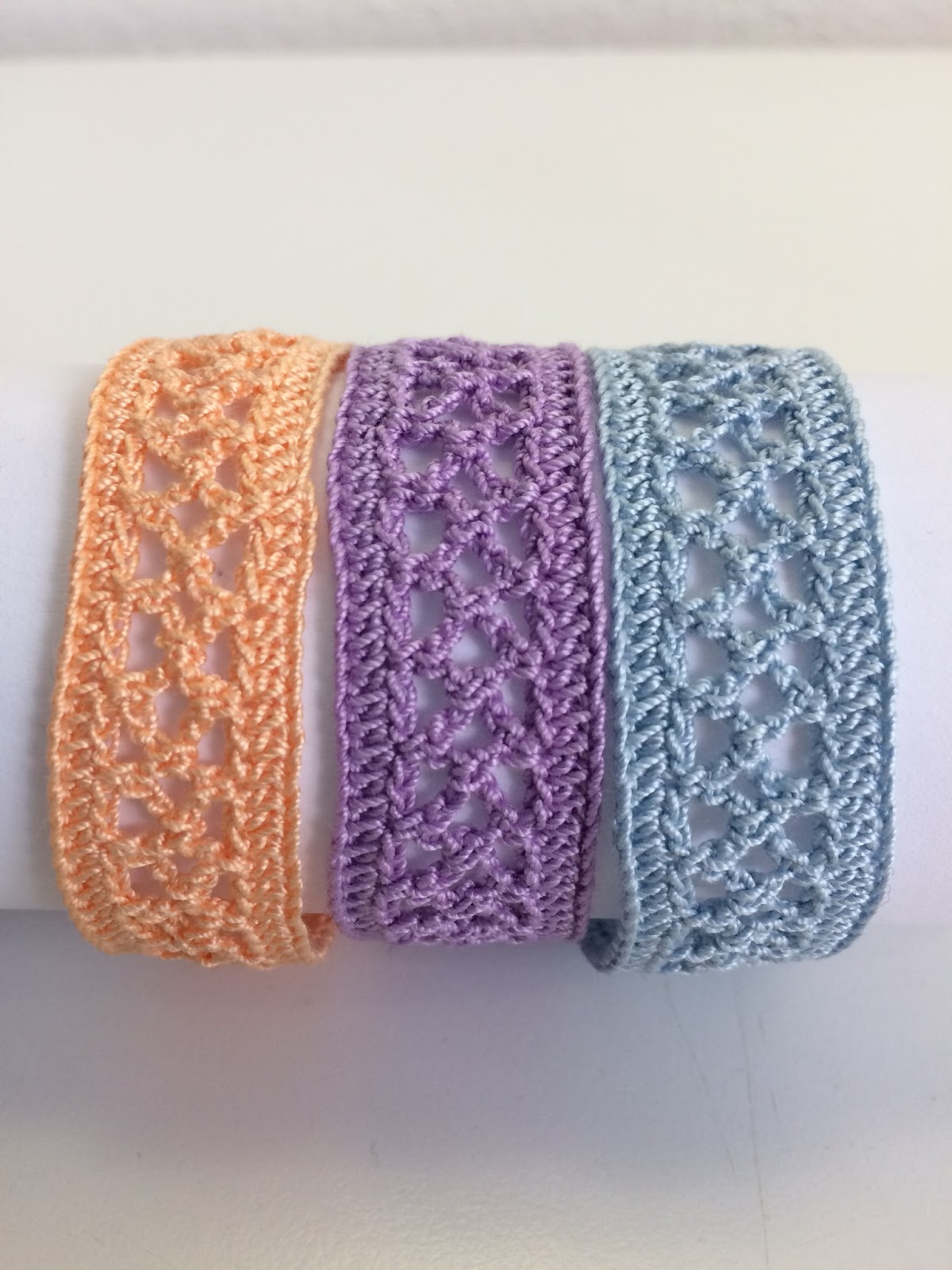 How to crochet a bracelet: Archetti