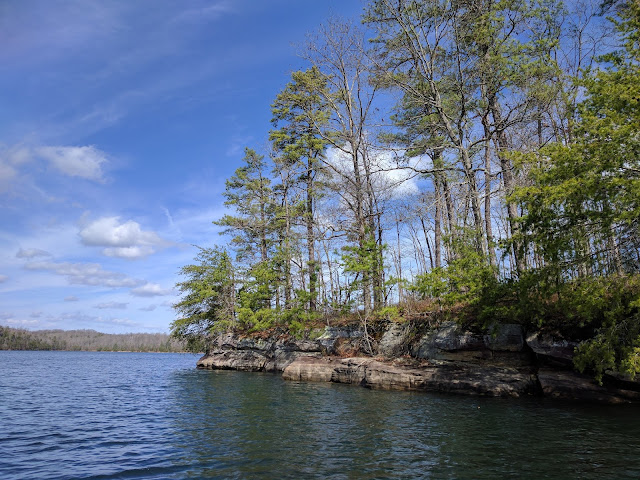 Backpack and Beer: Kayak on Laurel River Lake