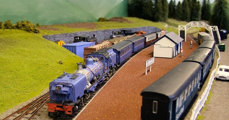 Mick's Roving Reporter Photo Collections: 19 February 2011, Narrow ...