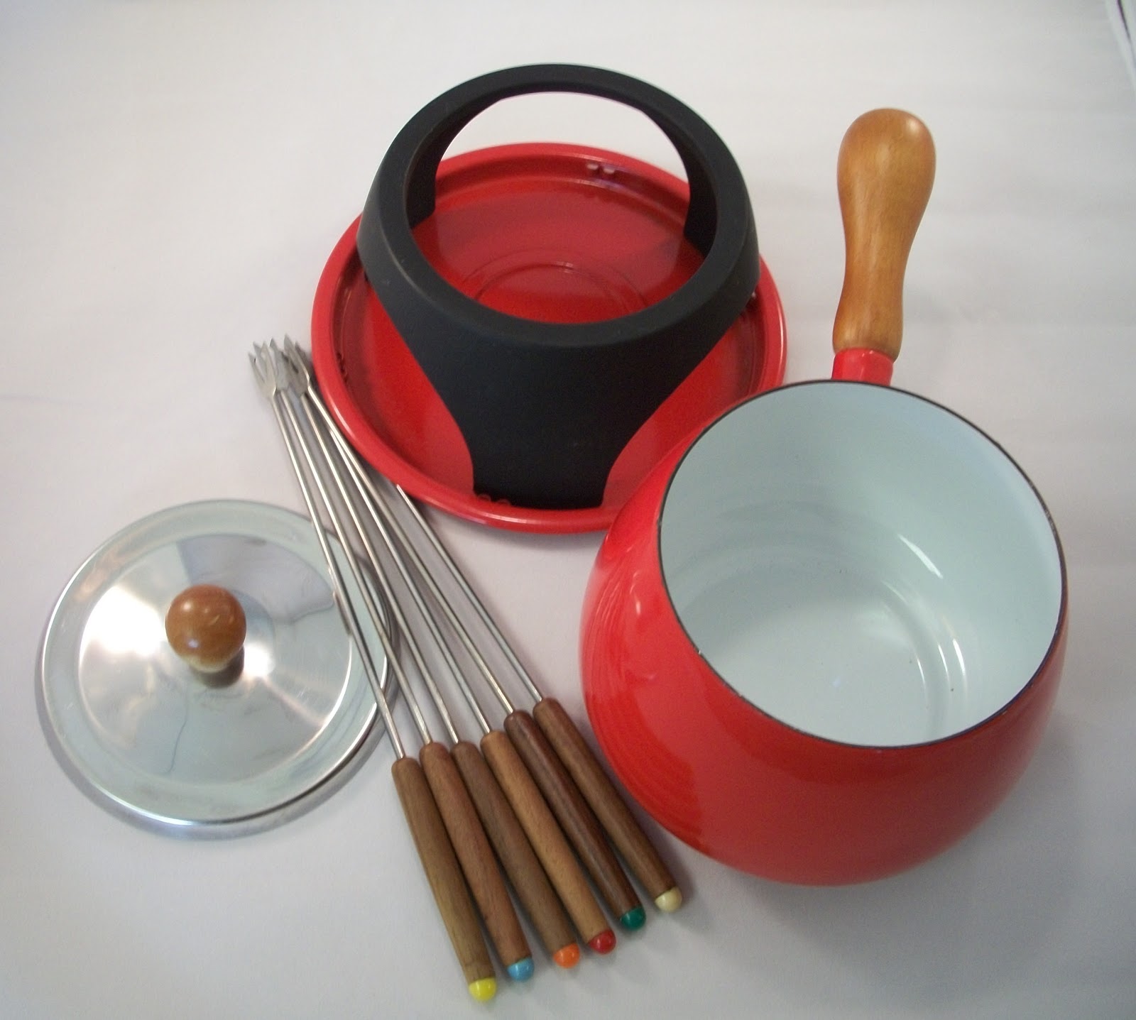 Still Stunning Vintage Resale: 1970s Vintage Red Fondue Pot With Six ...