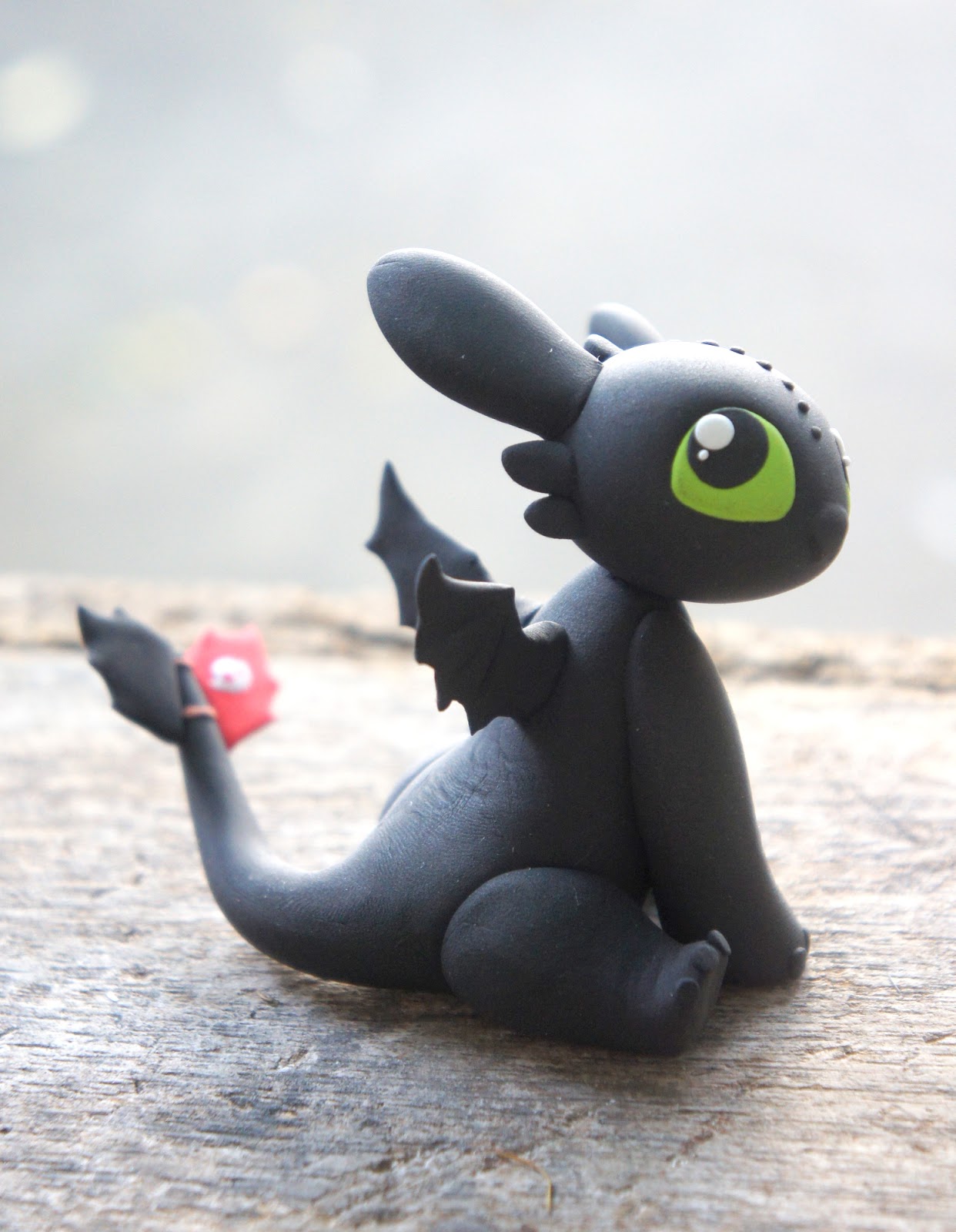 KarnclayparK: Cute Toothless model clay from How to Train your Dragon