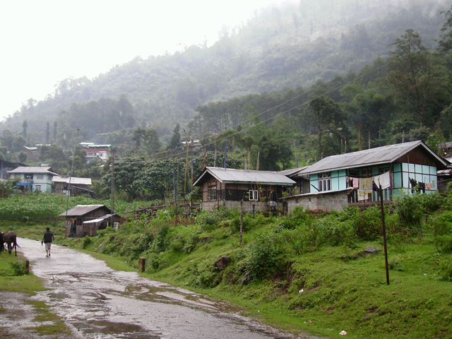 Enjoy mountaineering expeditions and treks at Yuksom | Dooars Ecoviillege