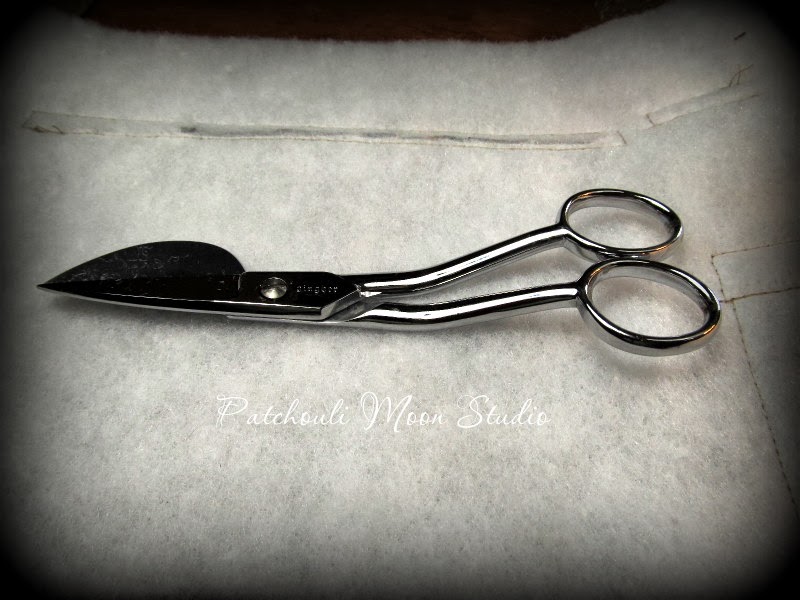 Patchouli Moon Studio: Tip of the Morning Tuesday~Applique Scissors