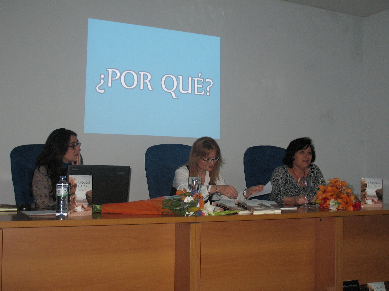 Lola González del Castillo: Presentación "Sábanas Rotas" Dos Hermanas