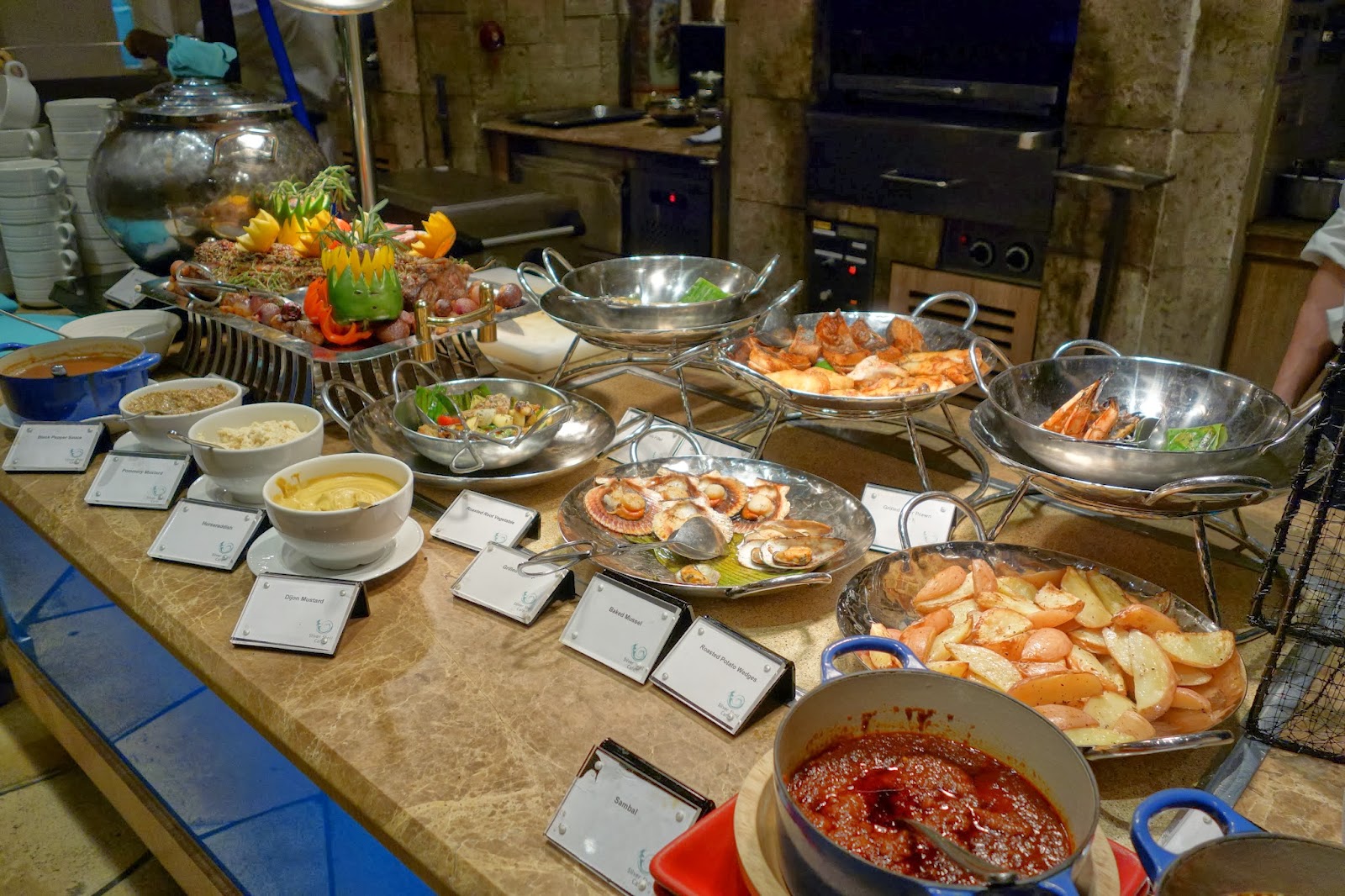 Motley Blend: Silver Shell Cafe