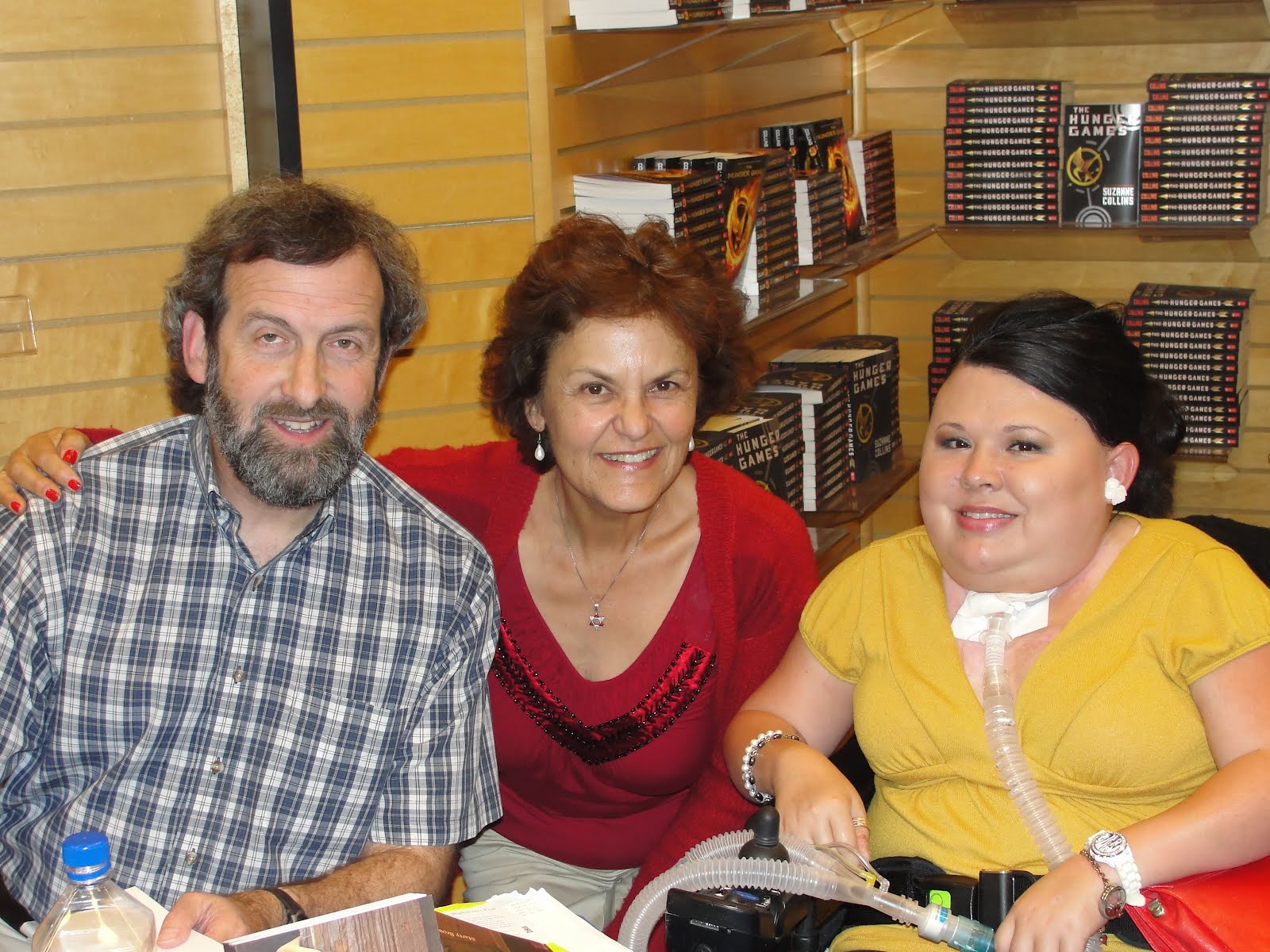 bee littlequeen blog: book review: two among the righteous few