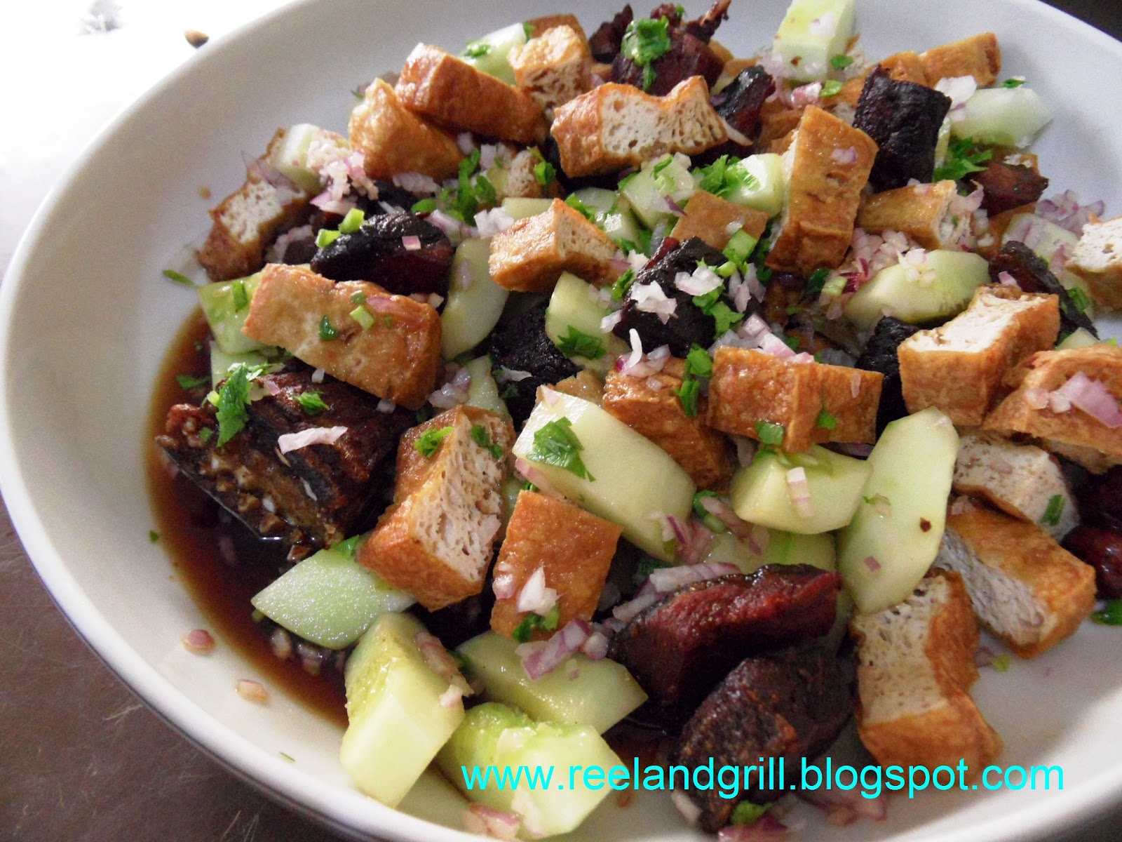 Reel and Grill: Tokwa't Isda (Fish and Tofu in Sweet Vinaigrette)