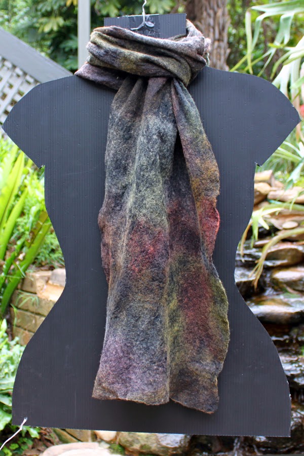 Musing: Making a Simple Elegant Nuno Felt Scarf