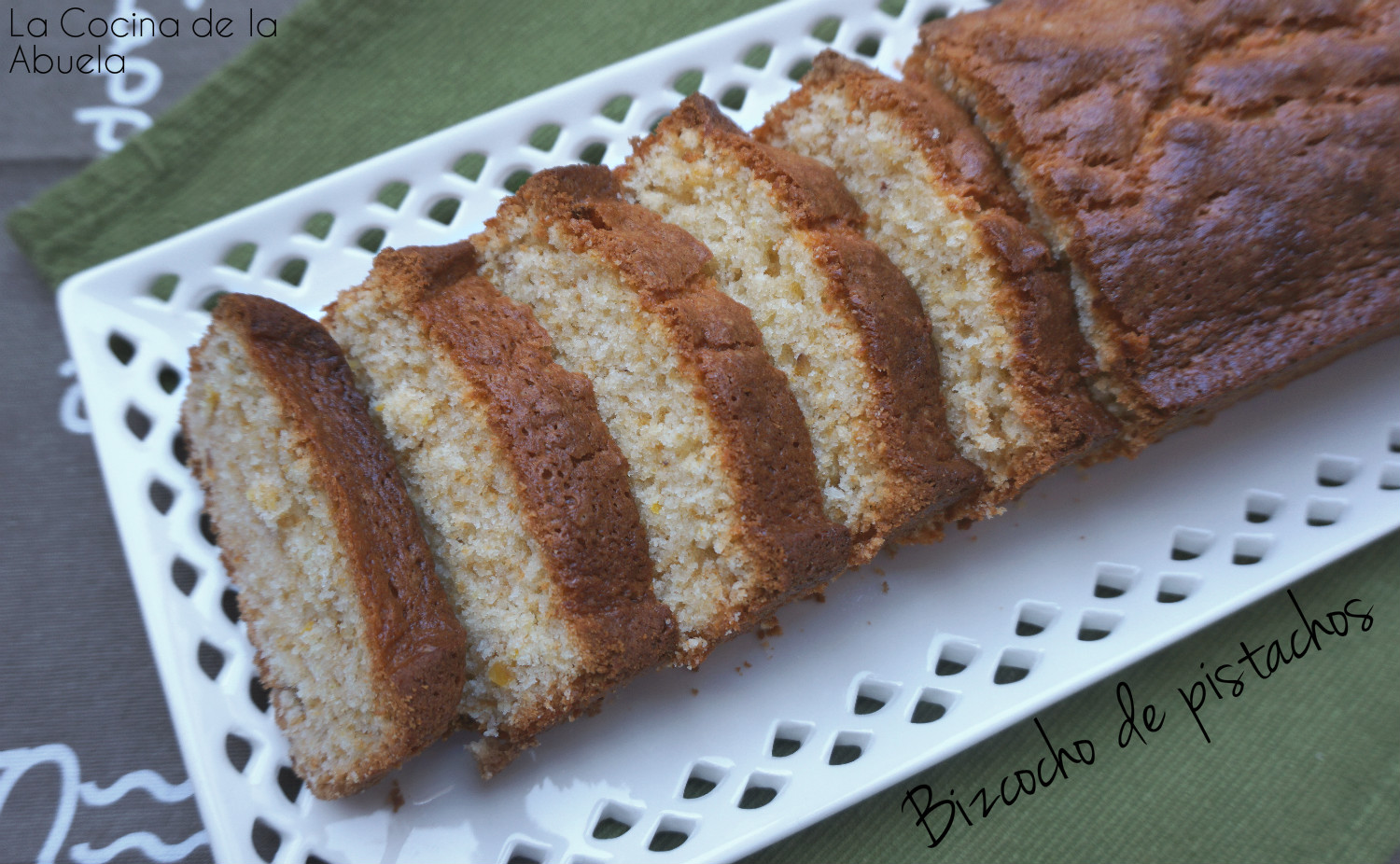 Bizcocho de pistachos. Receta sencilla.