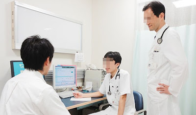 Japan's "Unique": Japanese Doctors/Lawyers