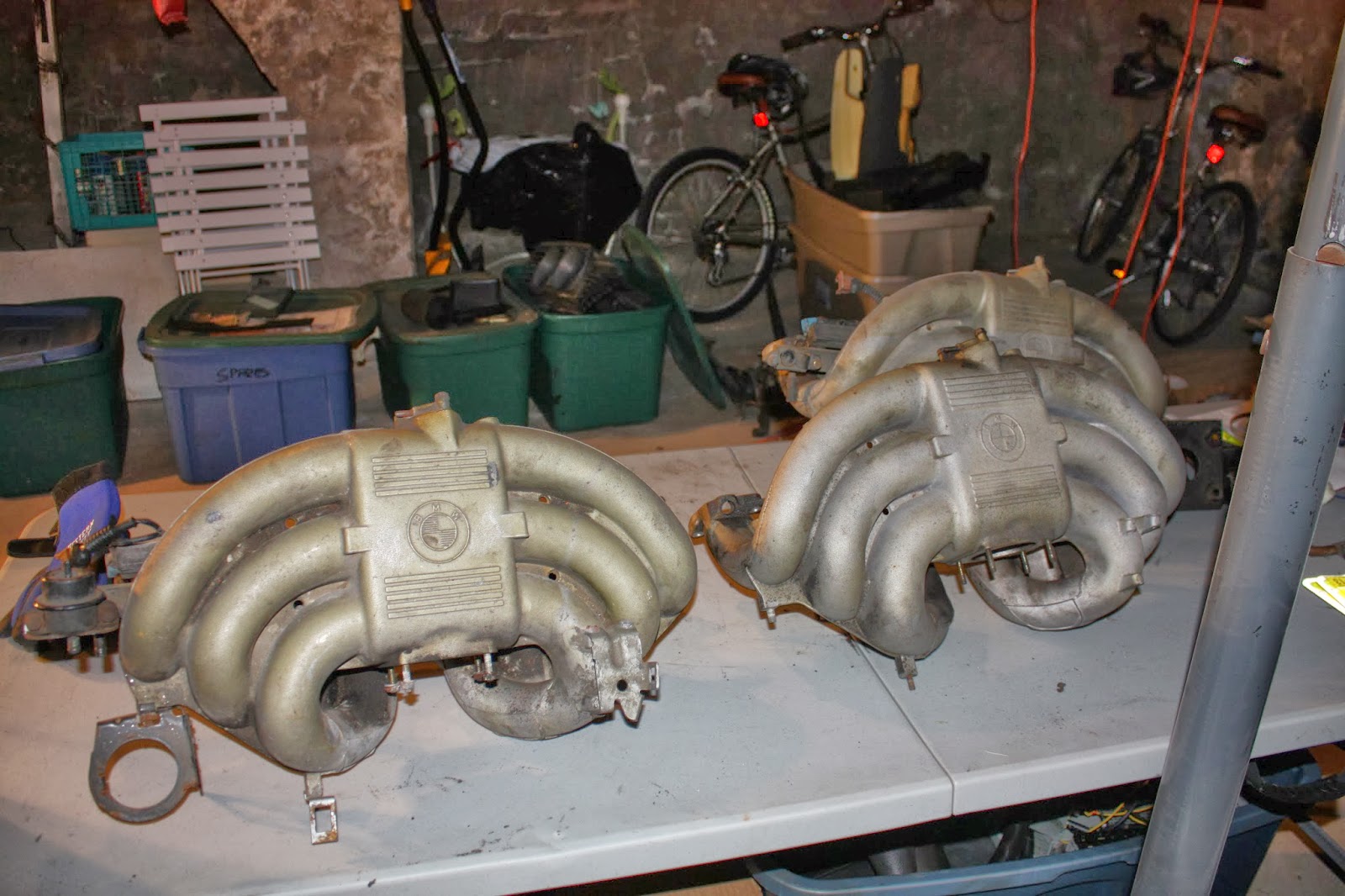 KrEvCon BMW Parts: E30 "i" Intake Manifolds