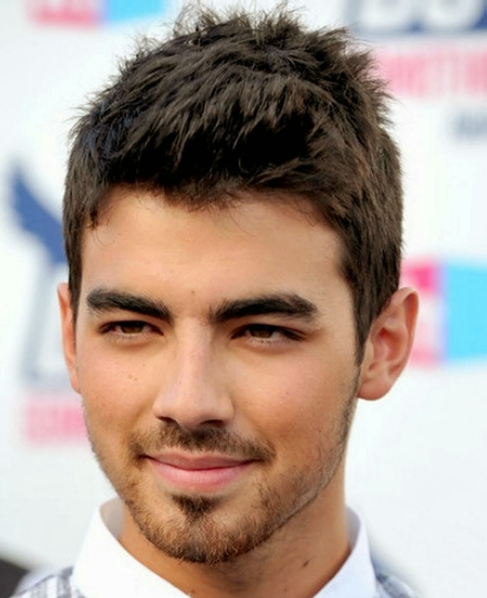 17 Model Rambut Pendek Pria Paling Ngetren Tahun 2015 | Tren Model ...