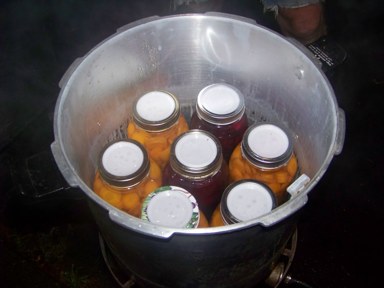 Berkshire Cottage: How to Can Carrots Tutorial