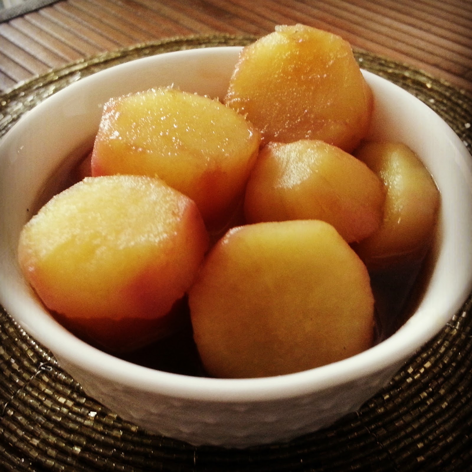 Reinventing Food by Apoorva: Sweet Potato in Jaggery Syrup