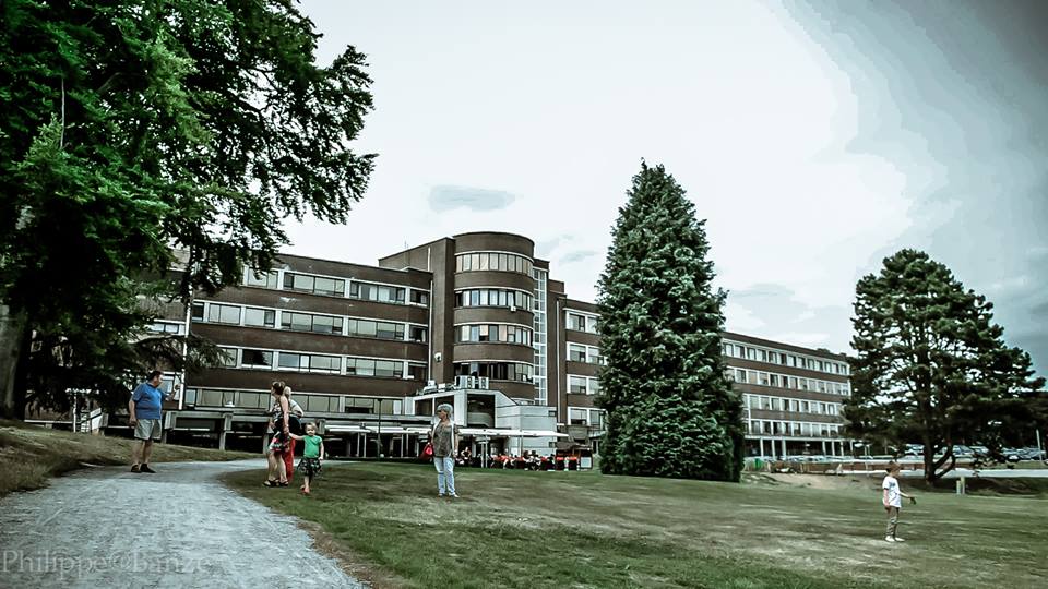 KRUISSTEEKMIEKE: kruissteekmiekes augustus 2015