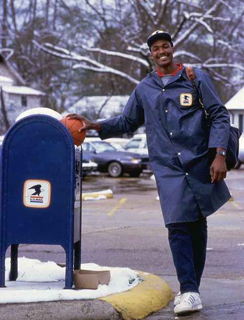 You wish your mailman had this much SWAG : funny