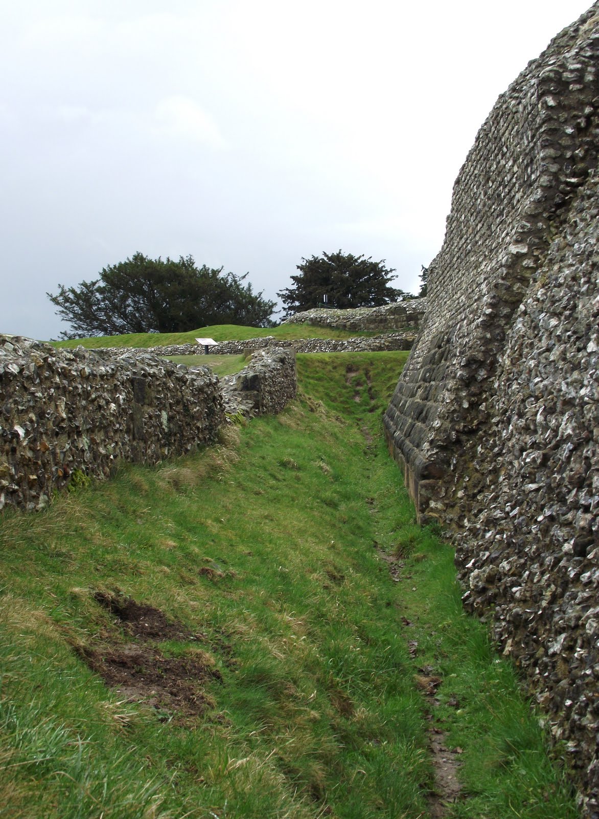 YoungManGoneWest: Sorviodunum = Sarum = Salisbury