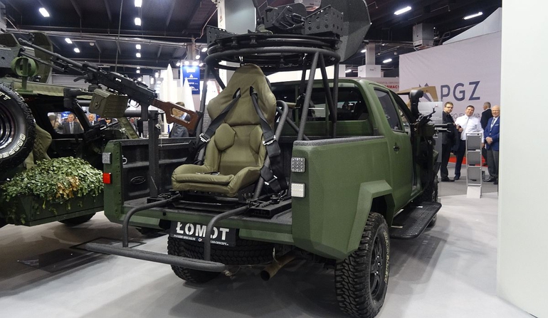 SNAFU!: Polish Armed Forces Acquire Long Range Reconnaissance Vehicles