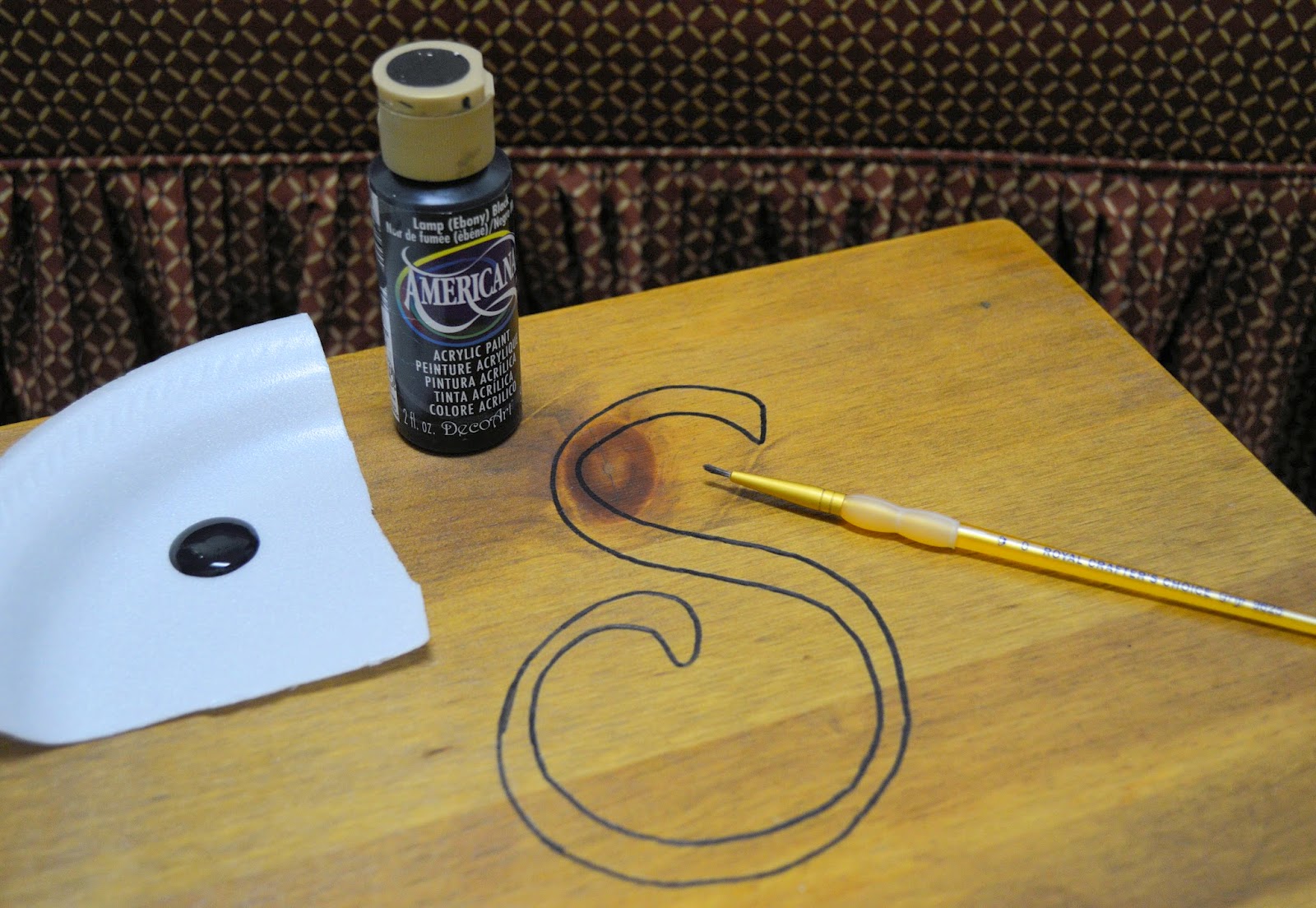 Sew Southern: How to Paint a Monogram