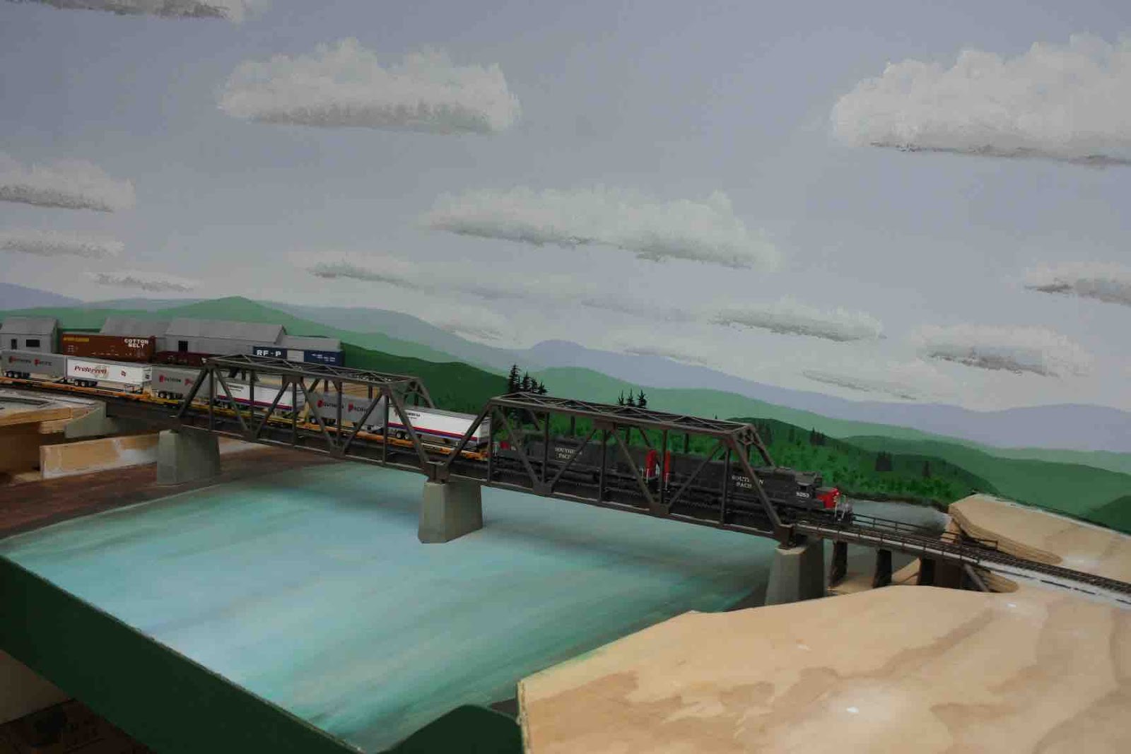 Southern Pacific Cascade Line: THE RAILROAD AT YEAR SIX