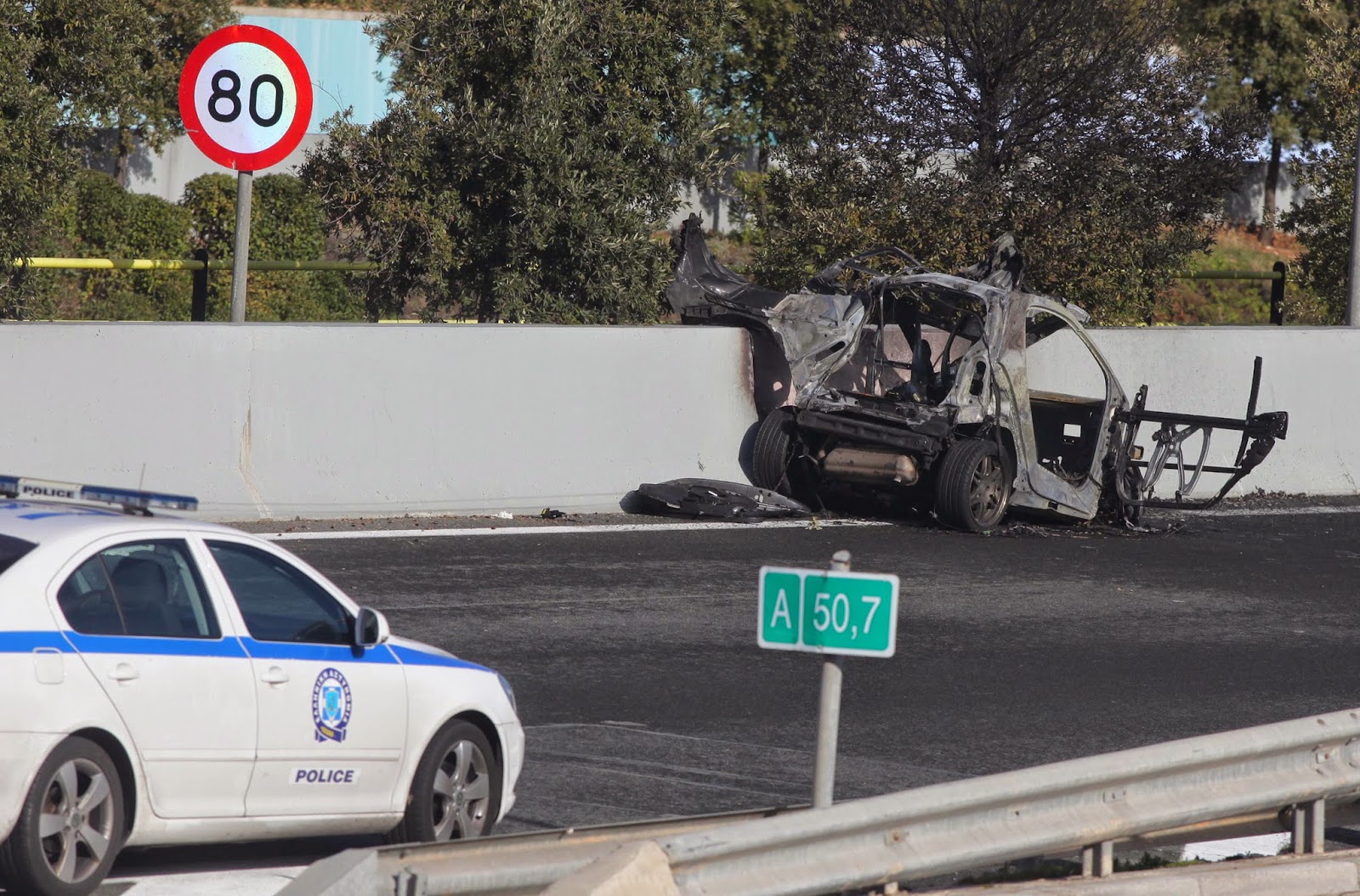 ΑΛΒΑΝΟΣ Ο ΝΕΚΡΟΣ ΟΔΗΓΟΣ ΑΠΟ ΤΟ ΠΑΓΙΔΕΥΜΕΝΟ ΜΕ ΒΟΜΒΑ ΣΜΑΡΤΑΚΙ ΠΟΥ ...