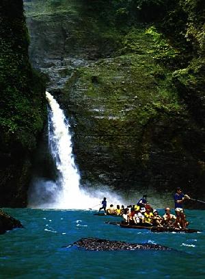 WATERFALLS IN THE PHILIPPINES: PAGSANJAN FALLS IN LAGUNA