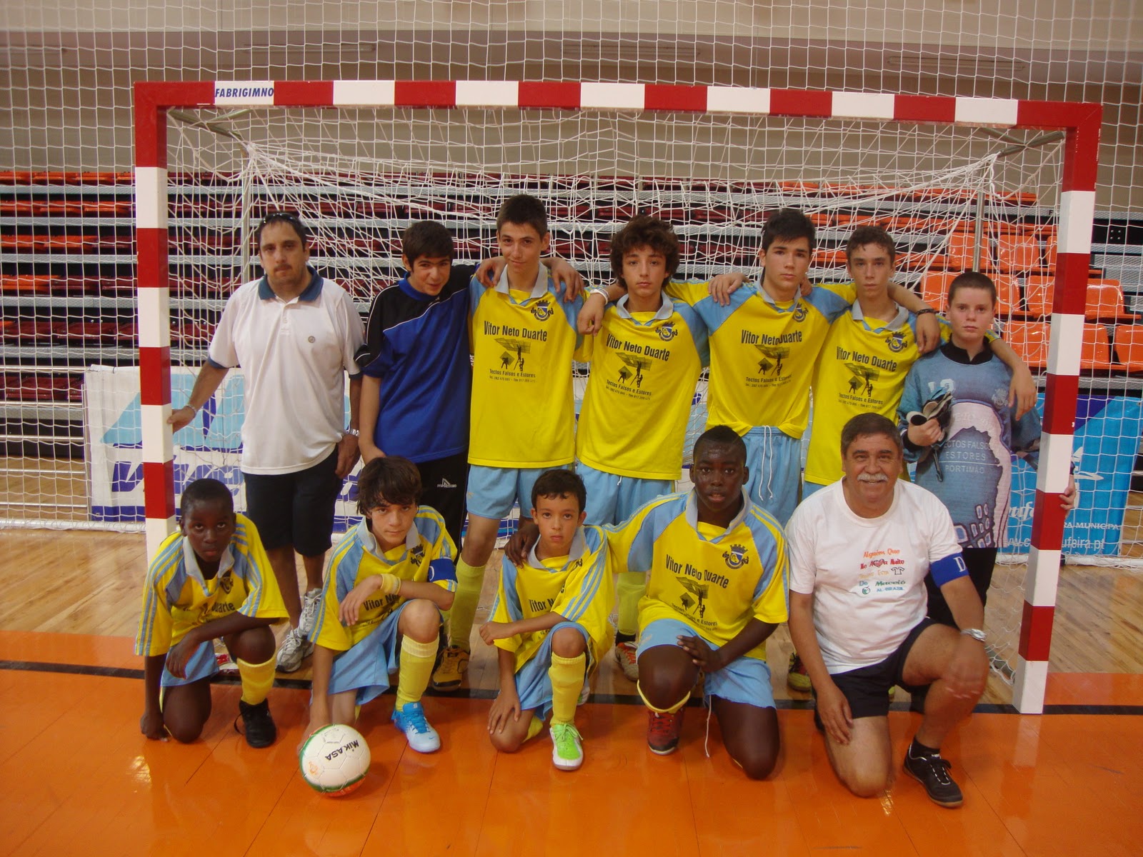 ALBUFEIRA FUTSAL CLUBE: Dia de Futsal, Um Sucesso!!