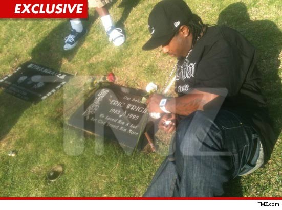 Just Talk: Eazy E's grave Littered!!!