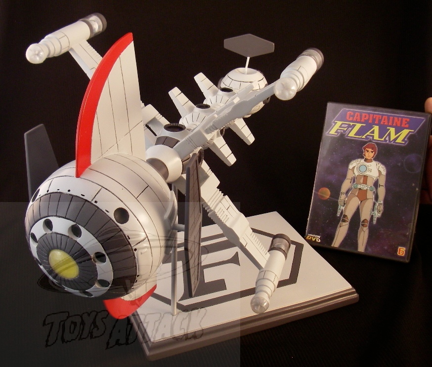 Resine Model Kit Capitaine Flam Cyberlab 17 Inch Captain Futur