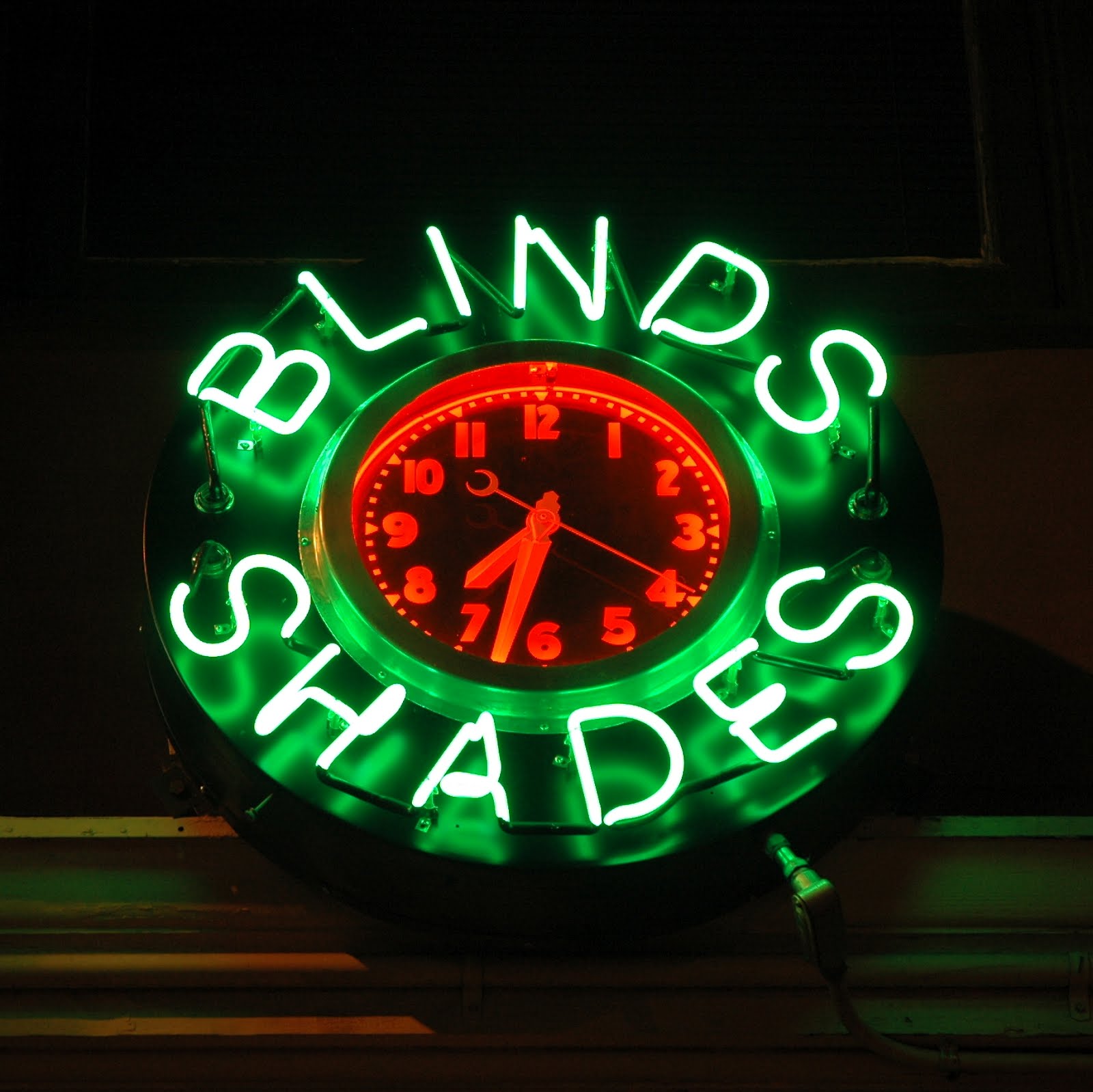 Our Oakland: signs: Alcatraz Shade Shop