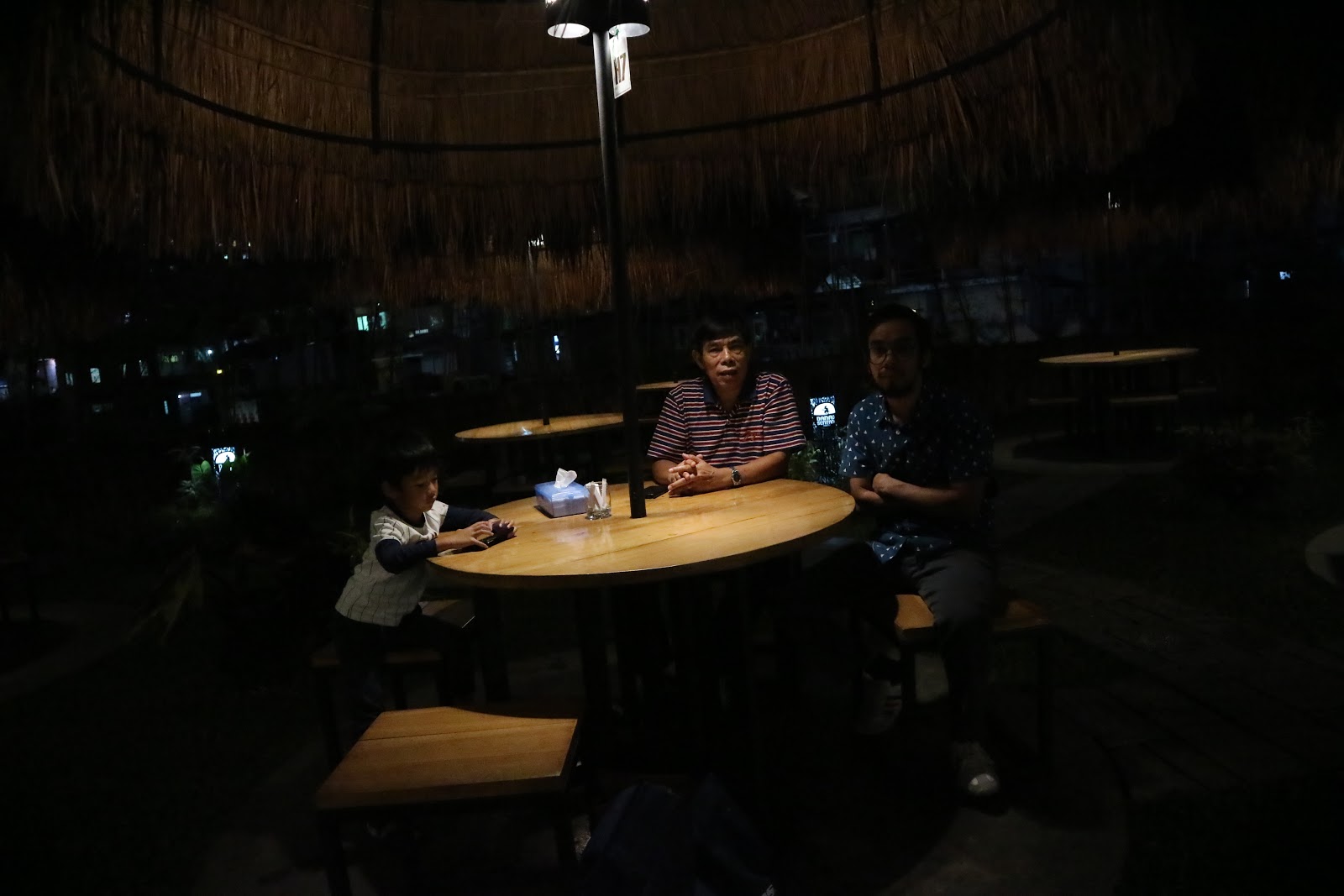 Daily Planet of Sindy: HAPPY BIRTHDAY, OPUNG! (REVIEW DANAU SENTANI RESTO)