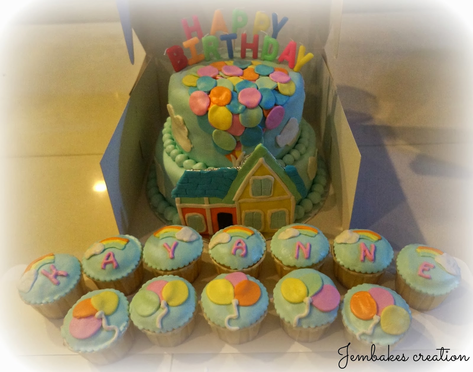 Jembakes...: Up theme cake and cupcakes...
