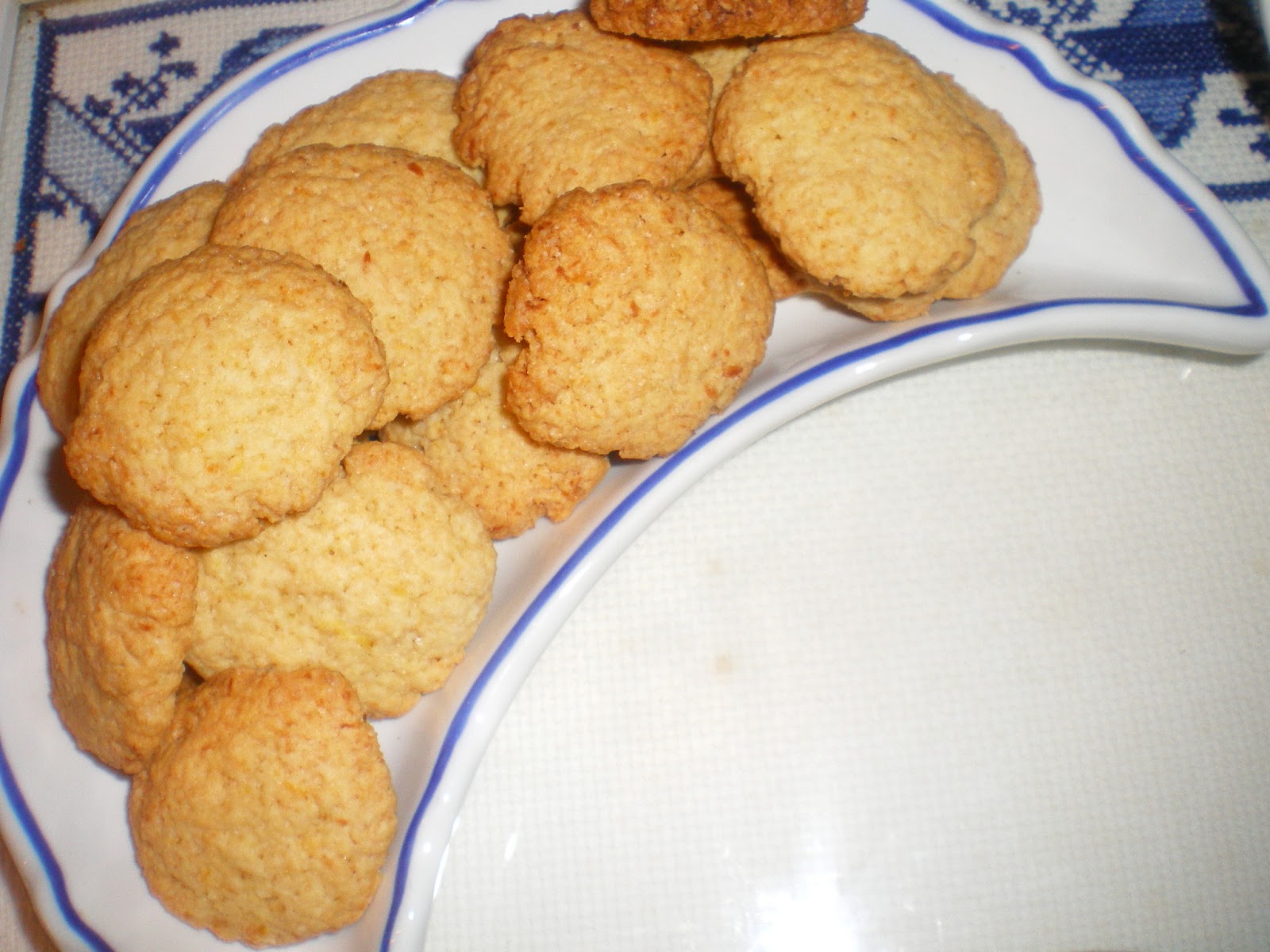 Su Delícia: Bolachas de coco e limão