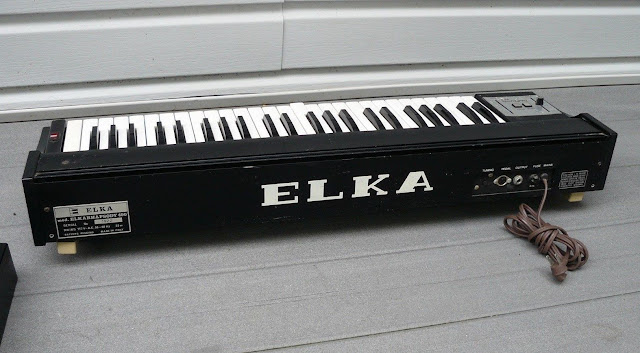 MATRIXSYNTH: Two ELKA RHAPSODY 490 STRING MACHINES