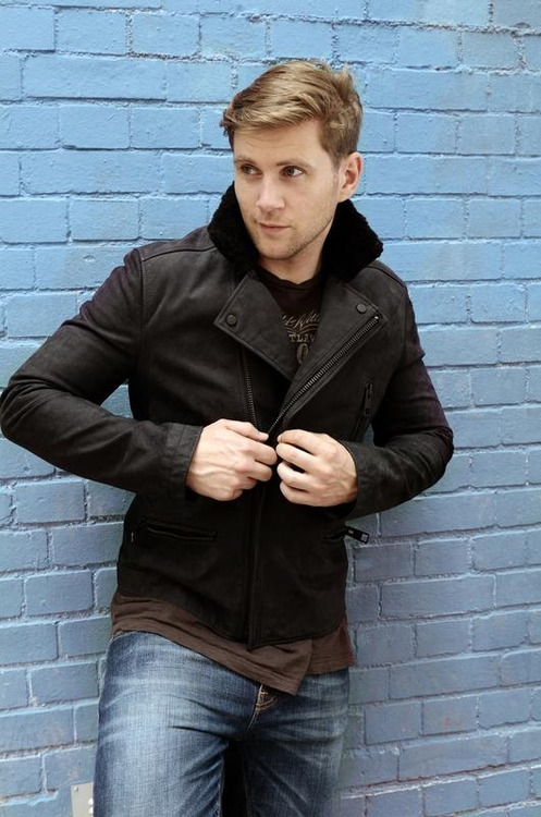 American Irish: Allen Leech Downton Abbey - Sexy and Shirtless