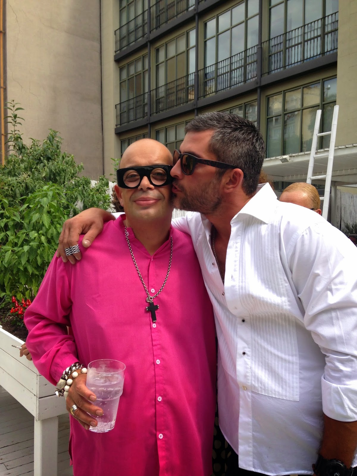 ALEX ESTIL.LES CUMPLE AÑOS "TE QUEREMOS"