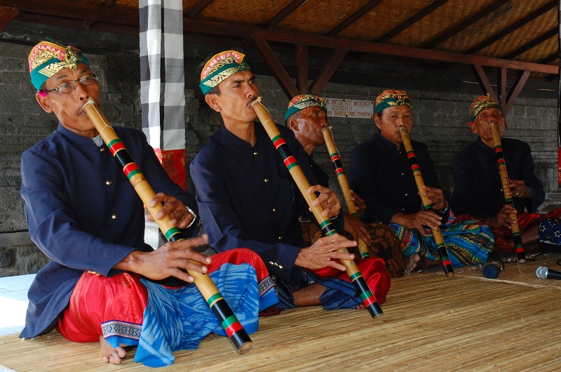 Gong Suling bersifat Melodi Unisono ~ Ganesha Purana