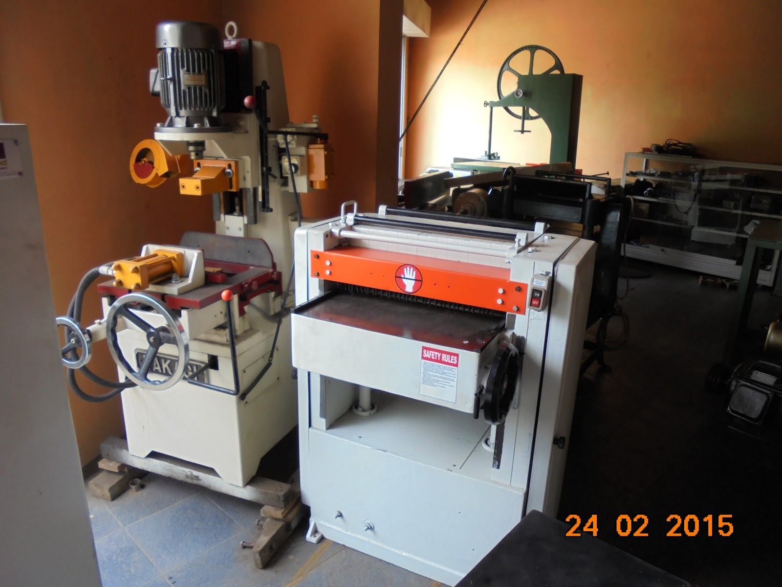 ANEKA MESIN KAYU: Mesin Planner