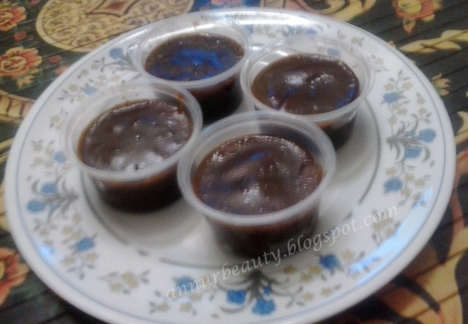 Kuih Liat a.k.a Lepat Liat x berdaun pisang - kEmA.kItCheN