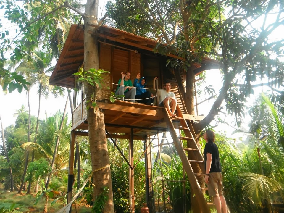 Kanoo Travel UK: Pippa Davies in Ratnagiri India