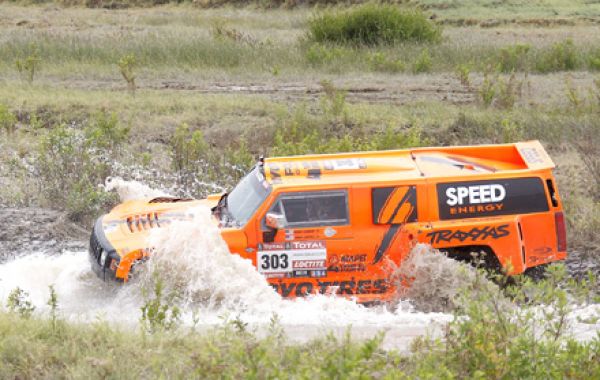 TodoRaidSlot: Hummer Robby Gordon Dakar 2013