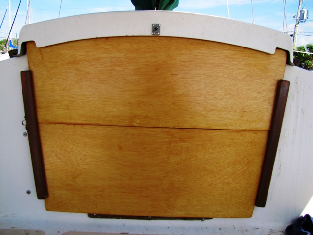 Sailing HideAway Com-Pac 23: Mud Dauber Hatch Boards