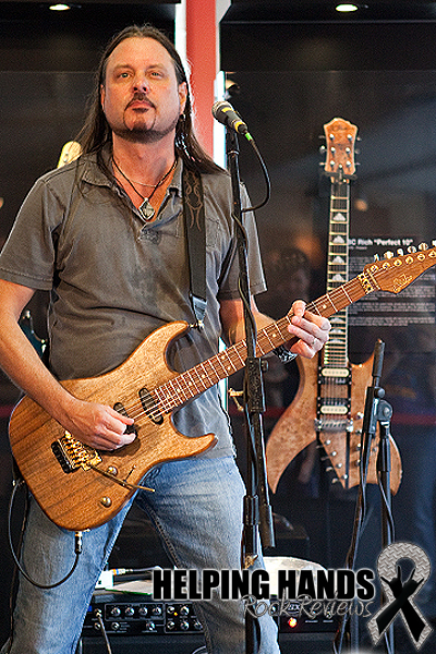 Helping Hands Rock Reviews: Concert Photos: Reb Beach Performing at the ...