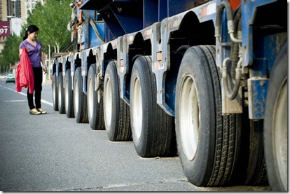 Conteng2Kreatif: Lori dengan 252 Tayar