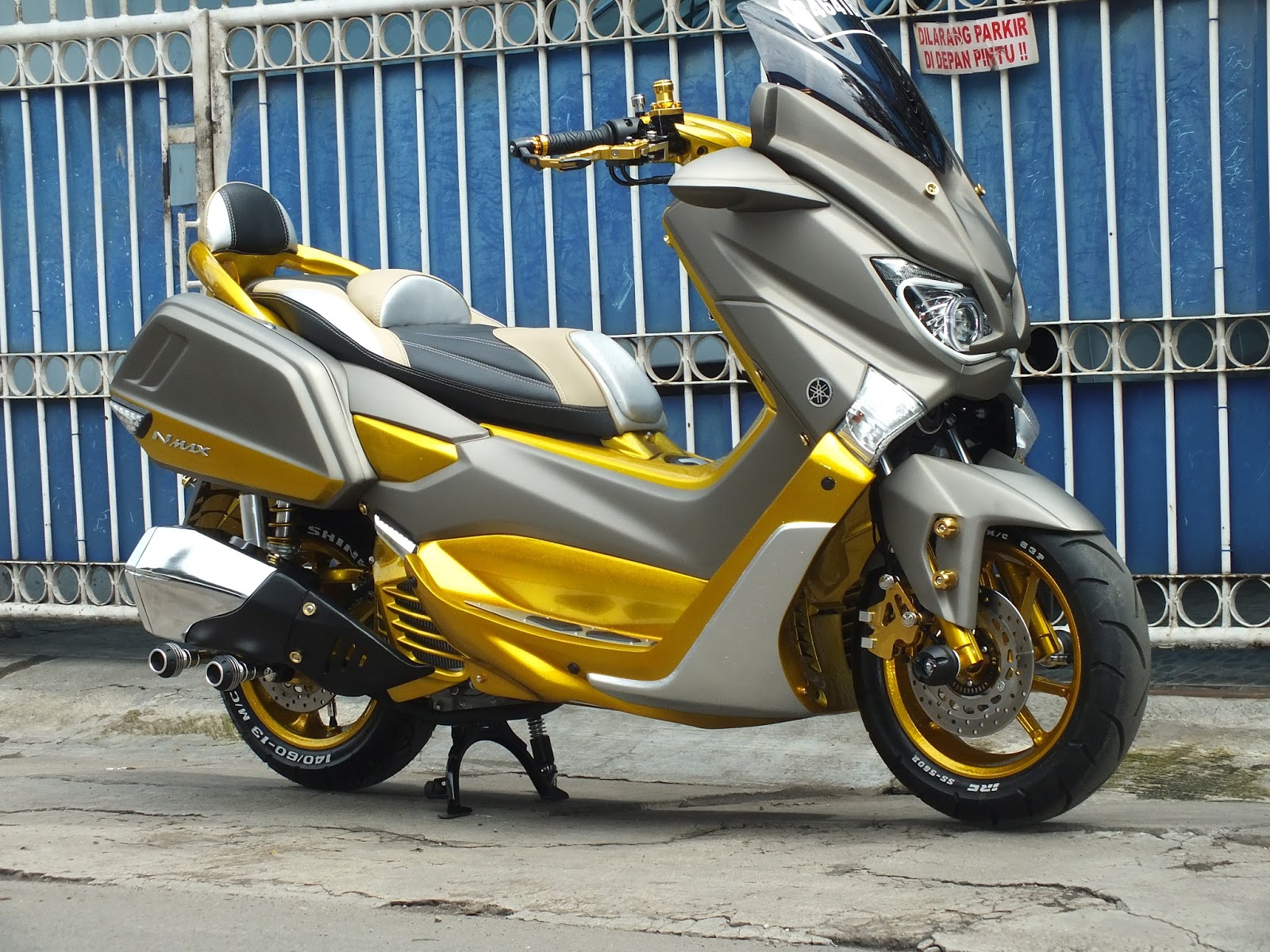 Ngecat MOTOR: YAMAHA NMAX CUSTOM CAT Pesanan Mr. Echwan Jakarta