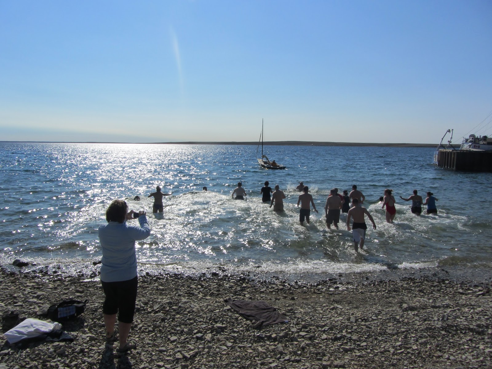run, gloria, run!: The Polar Bear Dip: swimming in the Arctic Ocean