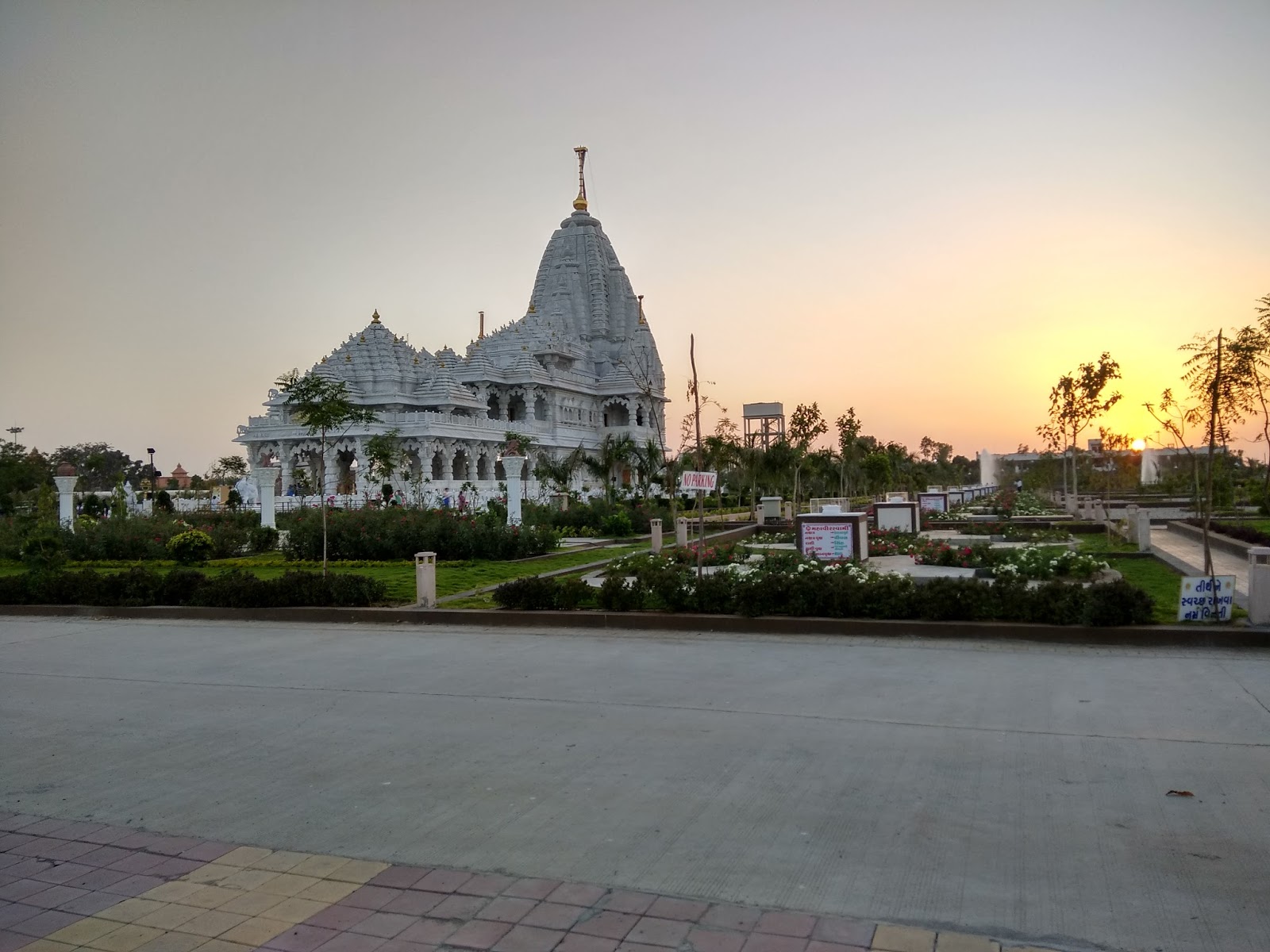 Mani Laxmi Tirth (Jain Temle) in Manej Village of Anand District ...
